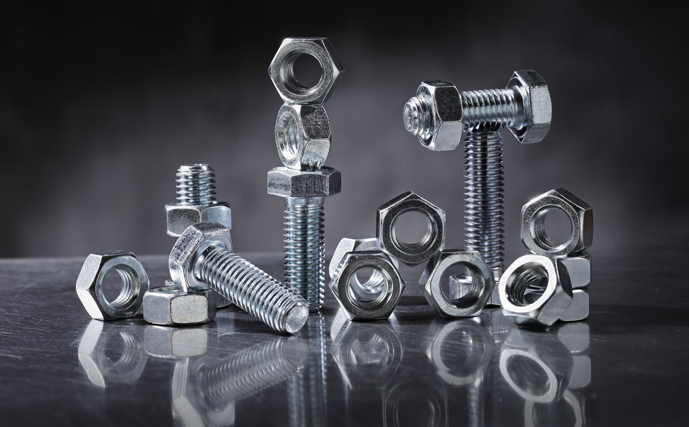 Śruby - rodzaje, zastosowanie - NSlowo.pl